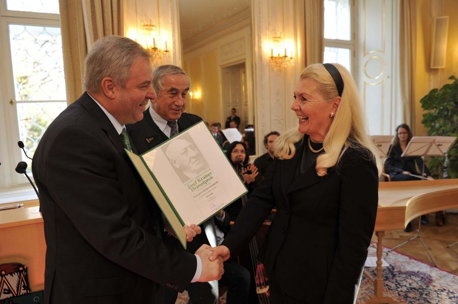 „Josef-Krainer-Heimatpreise 2010“ im Weißen Saal der Grazer Burg verliehen - Kommunikation ...